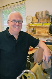 Feature Artist: Alan Carter - The Laurel of Asheville