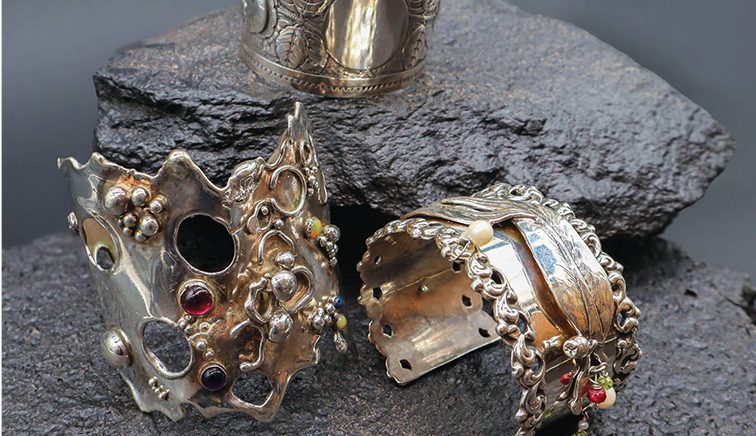 Salmagundi Gallery Welcomes Wearable Beauty From Artist Rebecca Hellman ...